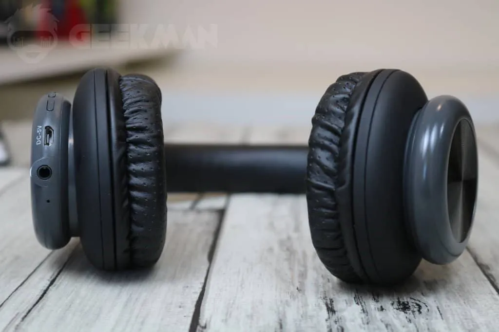 Geekcases Bass Evolution Latitude Bluetooth Headphones Full Review