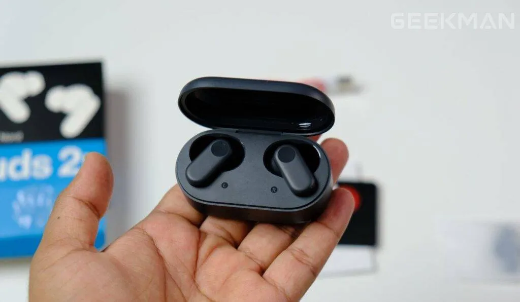 OnePlus Nord Buds 2R Review With Pros & Cons, Budget King?