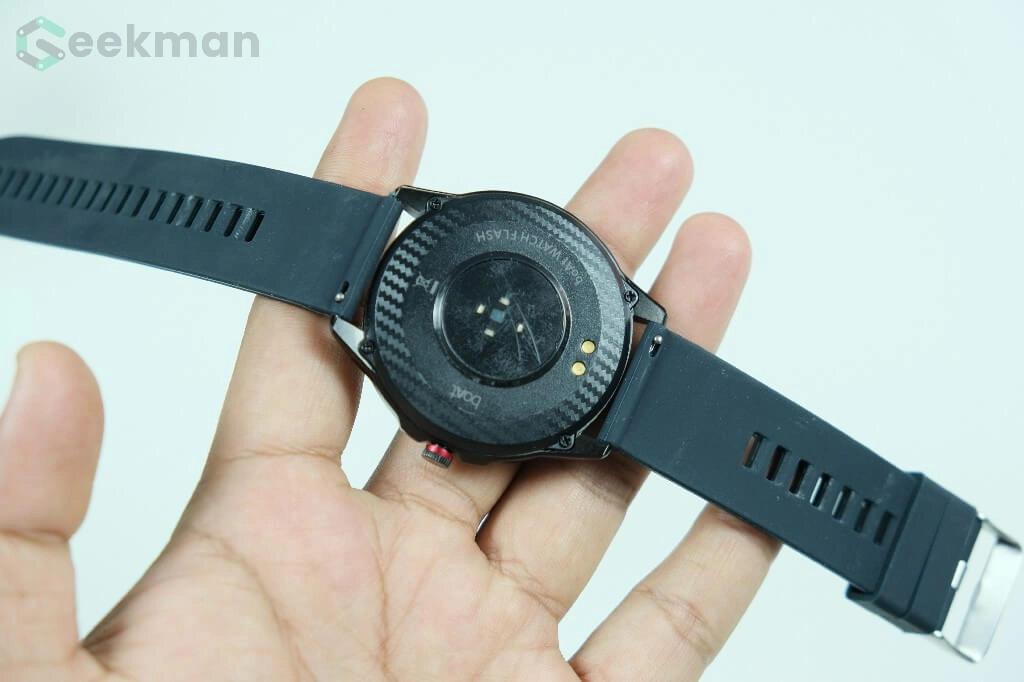 Boat Flash Smartwatch Review | Just Ignore it! - Geekman