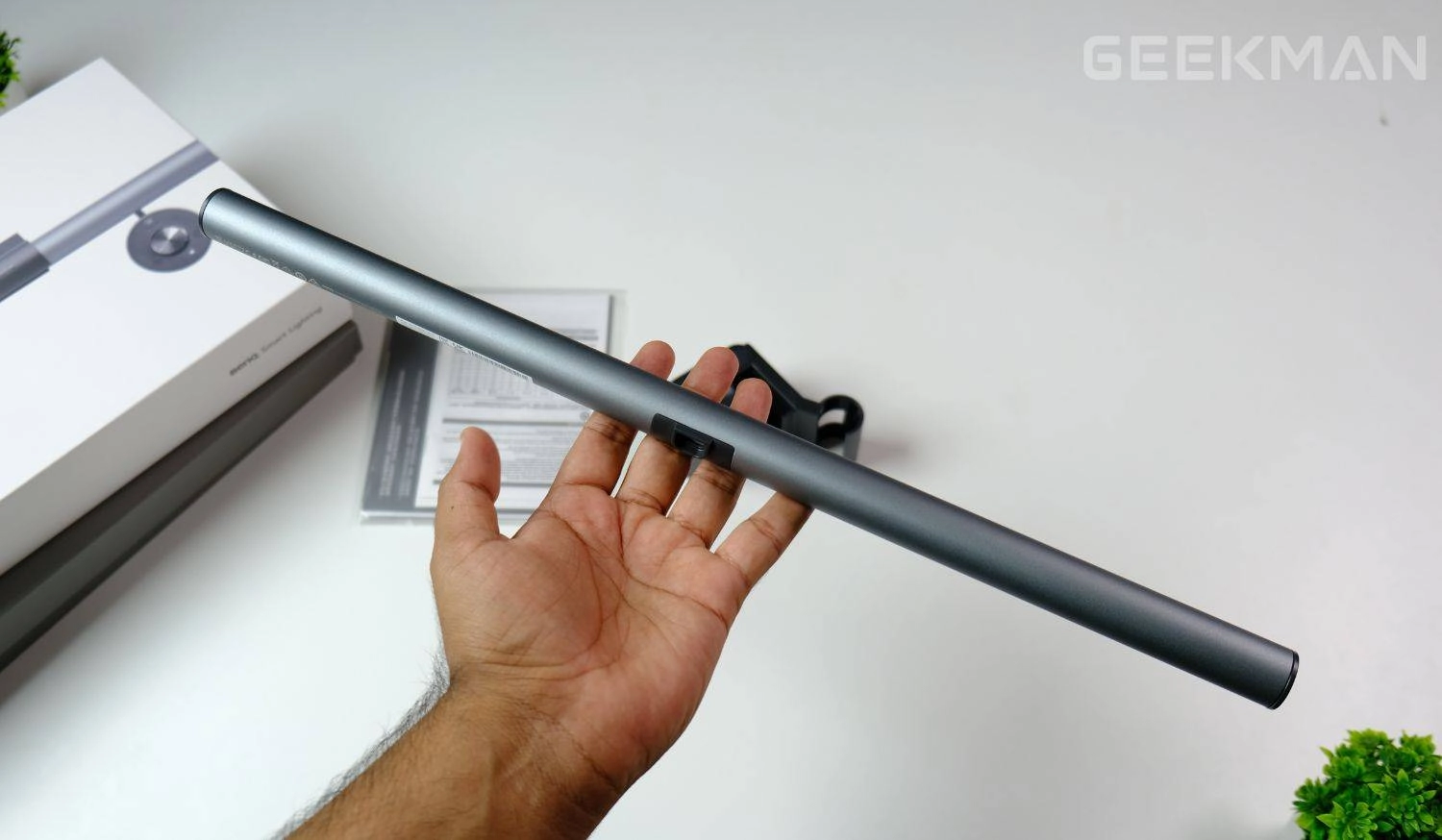 BenQ ScreenBar Plus review, Highly Recommended To Geeks