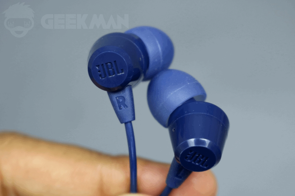 JBL C50HI In-Ear headphones Review, Best Budget-friendly Earphones