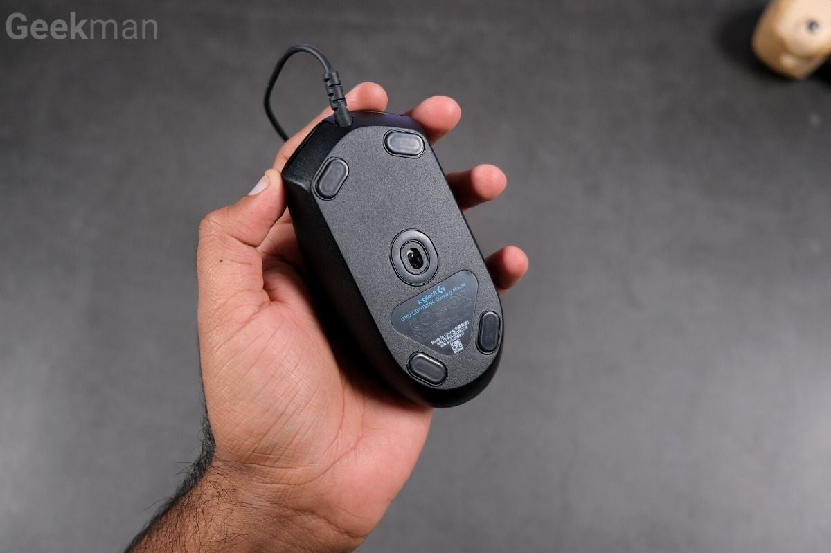 Logitech G102 Light Sync Review With Pros & Cons, Best Budget Gaming Mouse?